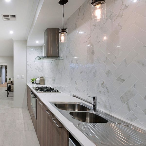 How to Choose Splashback Tiles for your Kitchen | CTS